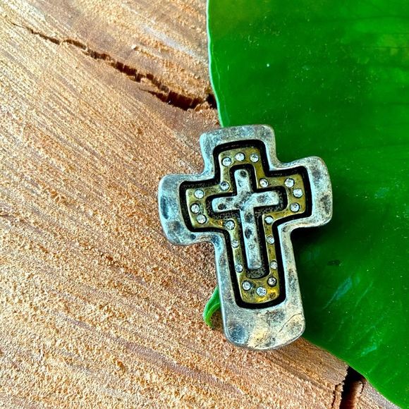 Premier Designs | Jewelry | Premier Designs Cross Pendant | Poshmark